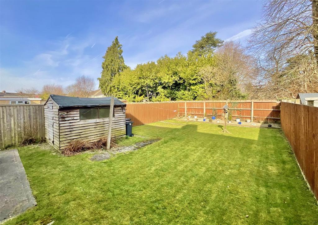Apsley Road, Cirencester 3 bed end of terrace house - £299,950