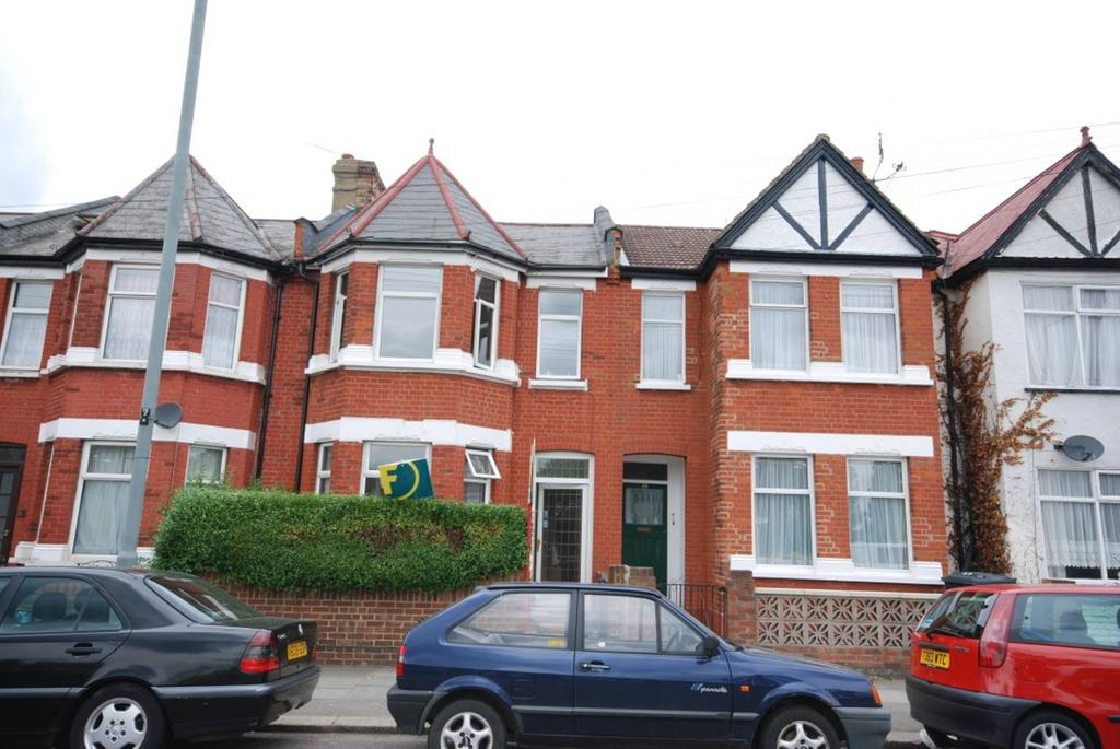 Perth Road, Wood Green, London, N22 2 bed flat for sale - £550,000