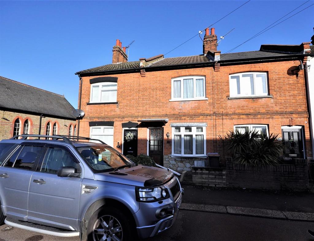 Cecil Street, Watford WD24 2 bed terraced house to rent - £1,450 pcm (£ ...