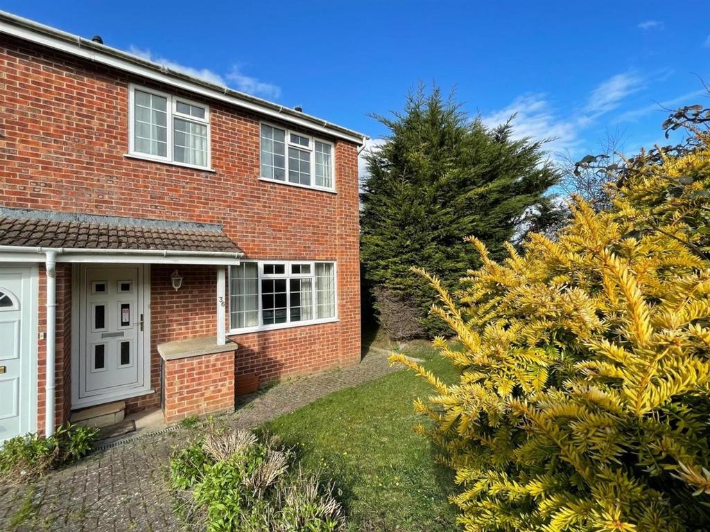 Meadow Croft, Weston super Mare BS24 3 bed end of terrace house - £225,000