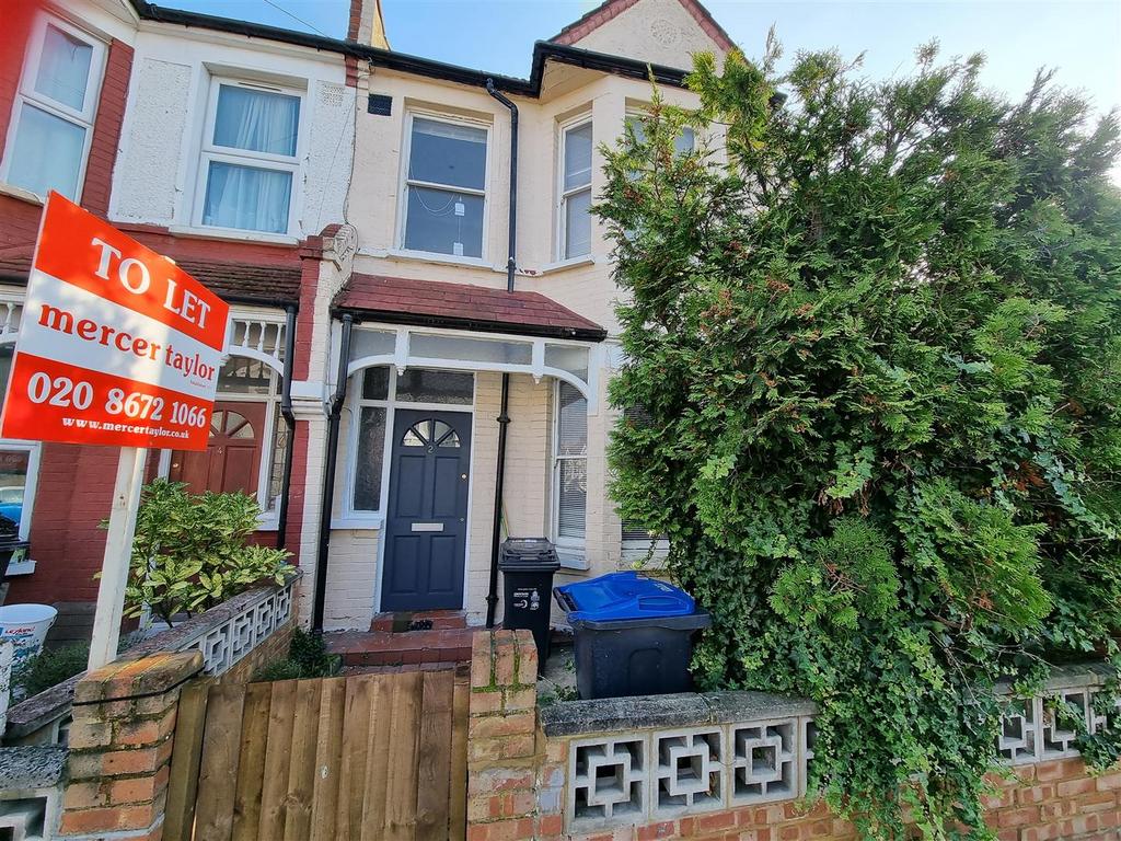 Boscombe Road, SW17 3 bed detached house to rent - £2,200 pcm (£508 pw)