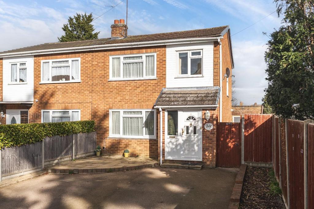 Bowling Green Lane, Buntingford 3 bed semi-detached house - £435,000