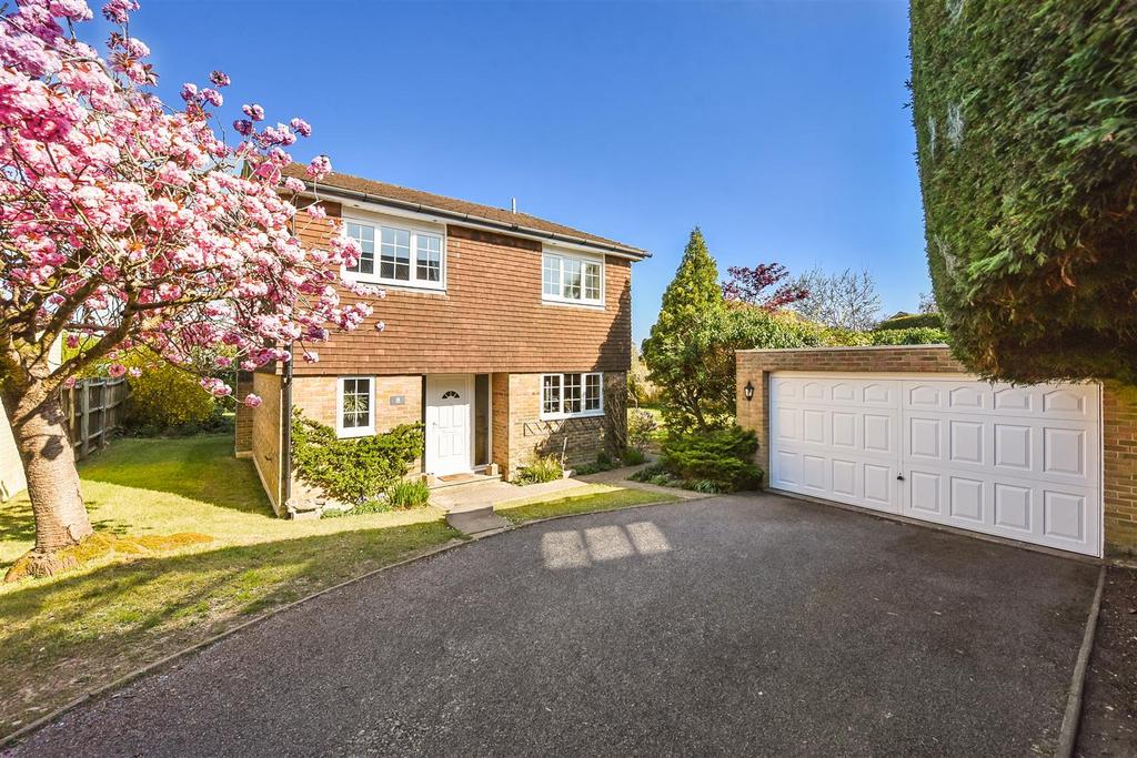 Bradwell Close, Charlton, Andover 4 bed detached house for sale - £645,000