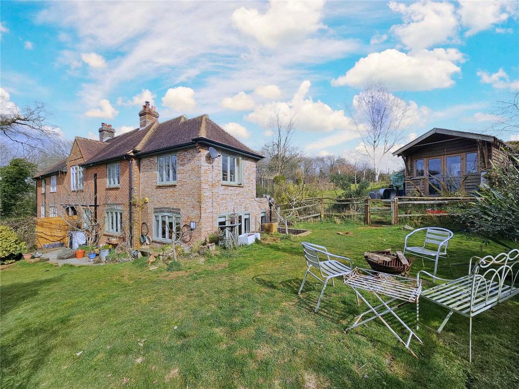 New Cottage, Midhurst GU29 3 bed semi-detached house for sale - £675,000