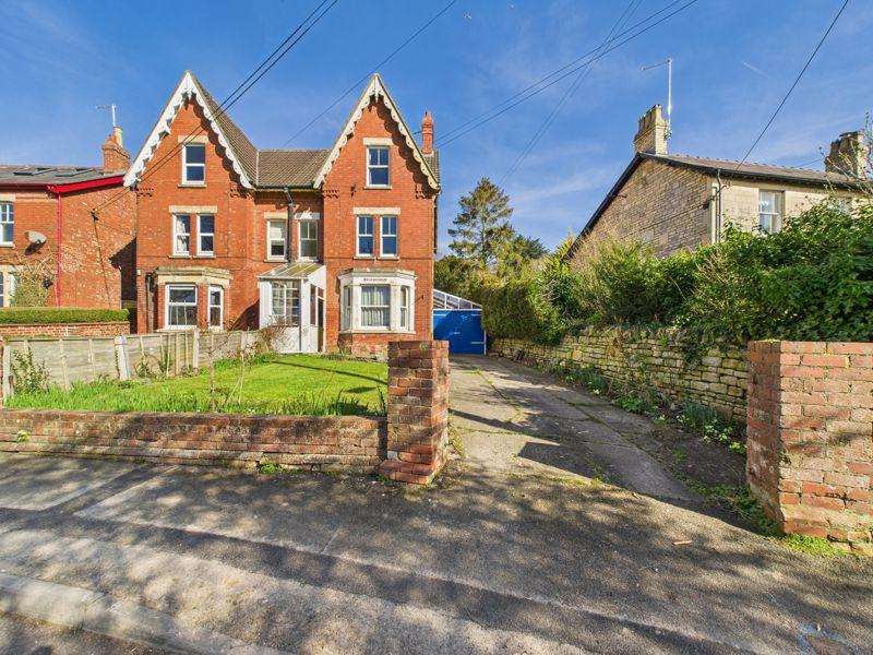 Pearcroft Road, Stonehouse 4 bed semi-detached house for sale - £550,000