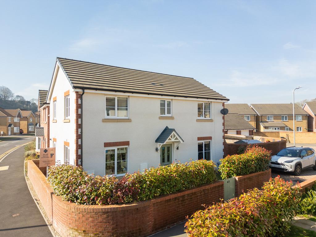 Newport NP10 4 bed detached house for sale - £375,000