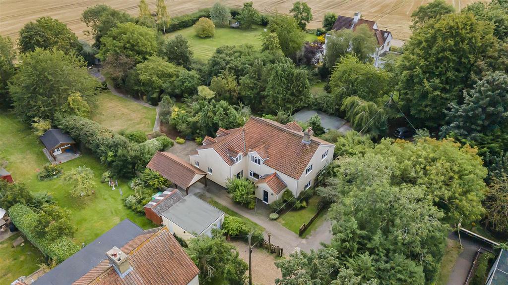 Angle Lane, Shepreth SG8 3 bed semi-detached house - £725,000
