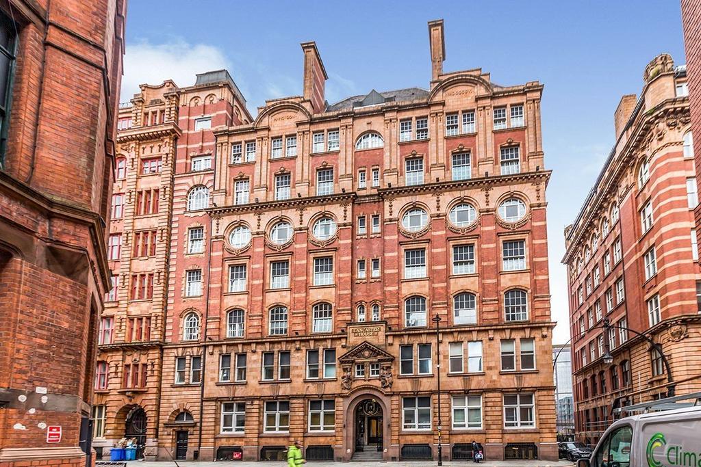 Lancaster House, Manchester M1 2 bed apartment - £190,000