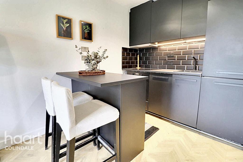 Verulam Court, Woolmead Avenue, NW9 1 bed flat for sale - £250,000