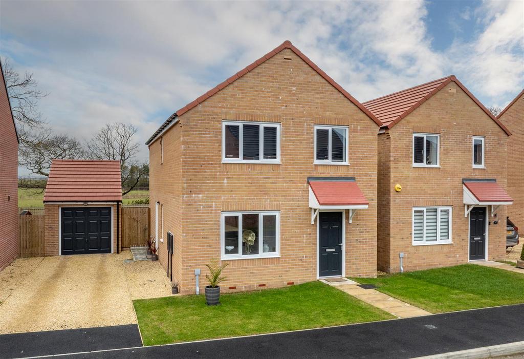 Charles Drive, Widdrington Station NE61 4 bed detached house - £239,950