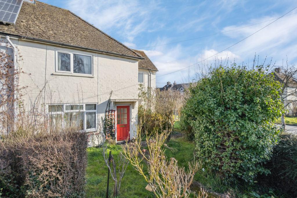 Roman Road, Oxford OX33 3 bed semi-detached house for sale - £375,000