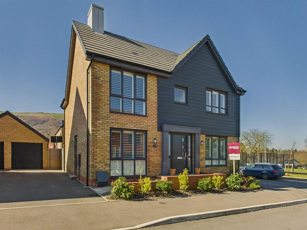 Hey Close, Malvern 4 bed detached house for sale - £450,000