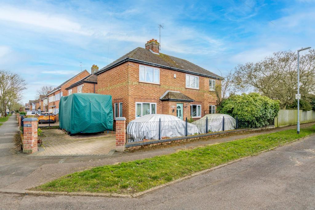 Mount Drive, Wisbech 3 bed detached house for sale - £300,000
