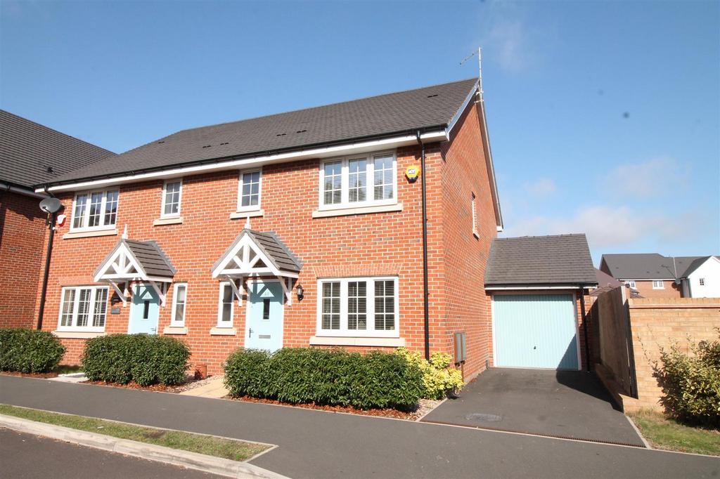 Cartmel Road, Daventry 3 bed house for sale - £290,000