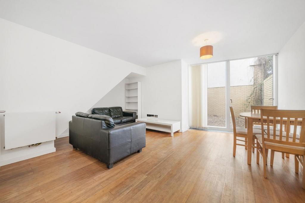 Barnwell Road, SW2 2 bed flat for sale - £550,000