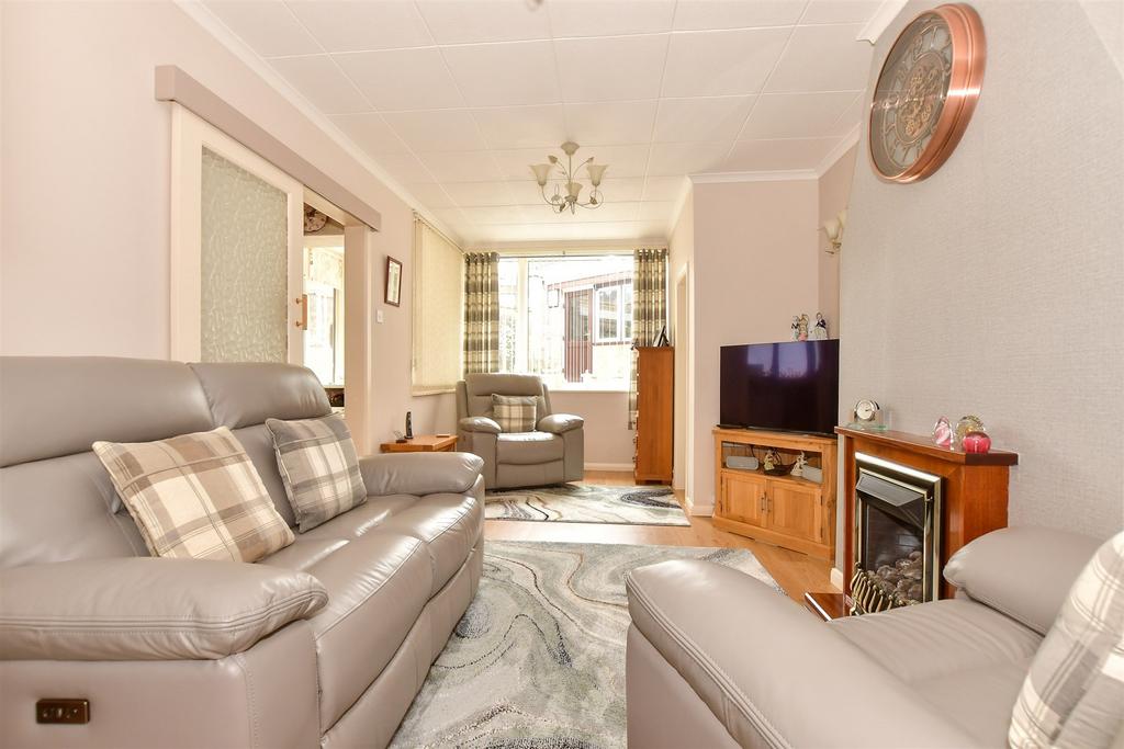 Risborough Lane, Folkestone, Kent 2 bed semi-detached house for sale ...