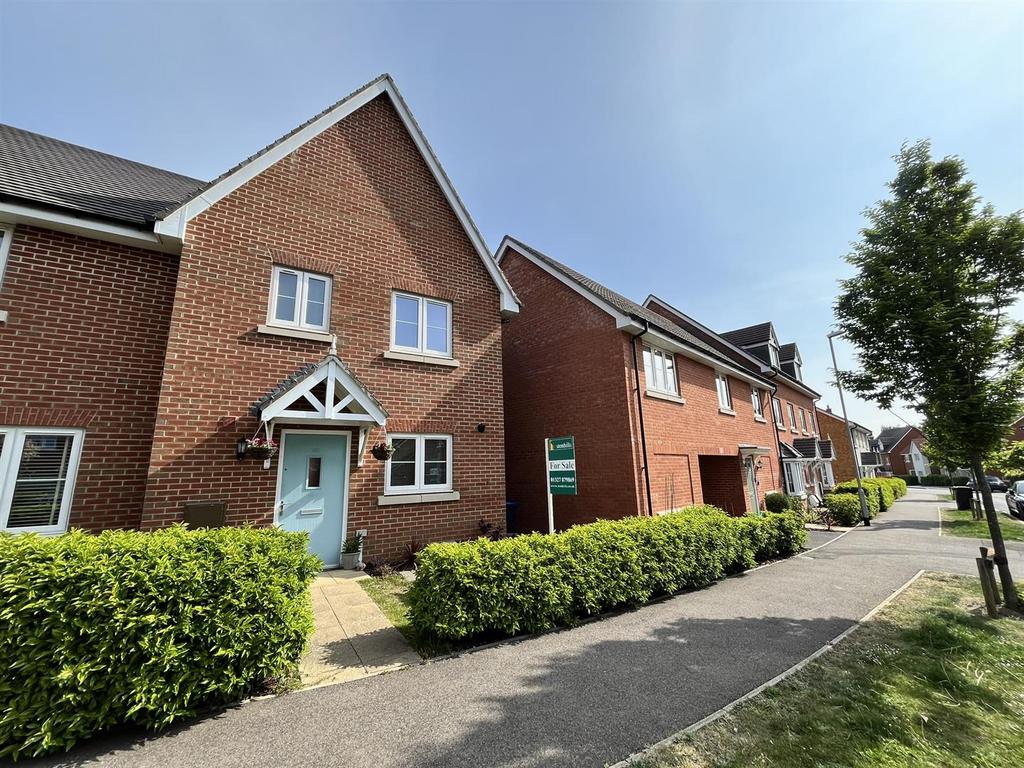 Cartmel Road, Daventry 3 bed house for sale - £192,500