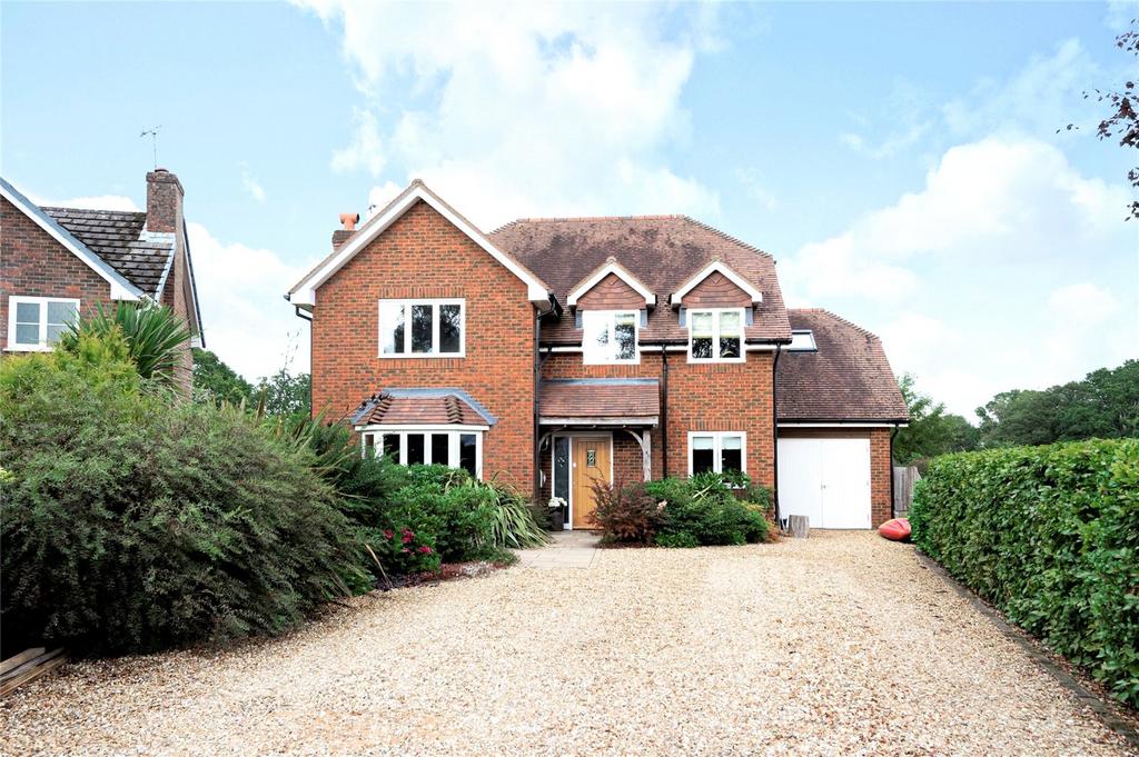 Lower Common Road, West Wellow... 4 bed detached house for sale - £830,000