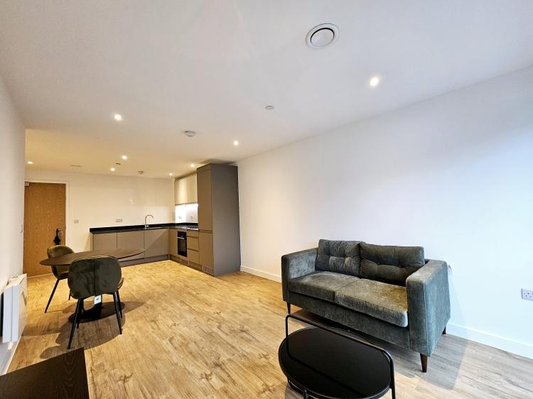 Phoenix, Saxton Lane, Leeds LS9 1 bed apartment to rent - £875 pcm (£ ...