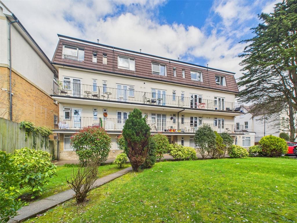 Knyveton Road, Bournemouth, Dorset, BH1 1 bed apartment for sale - £150,000
