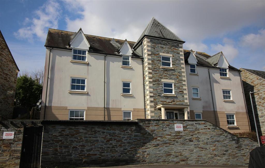 Grassmere Way, Pillmere, Saltash 2 bed apartment for sale - £127,500