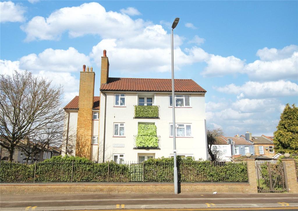 Forest Road, Walthamstow E17 1 bed flat - £315,000