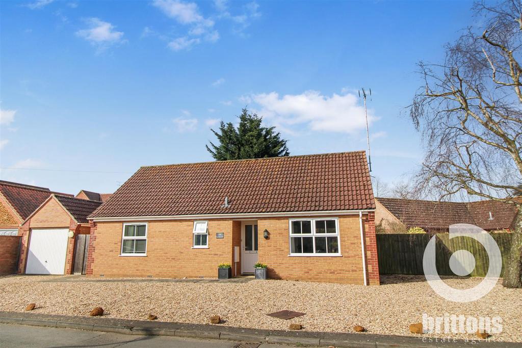 Philip Rudd Court, Pott Row, King's Lynn 2 bed detached bungalow for ...