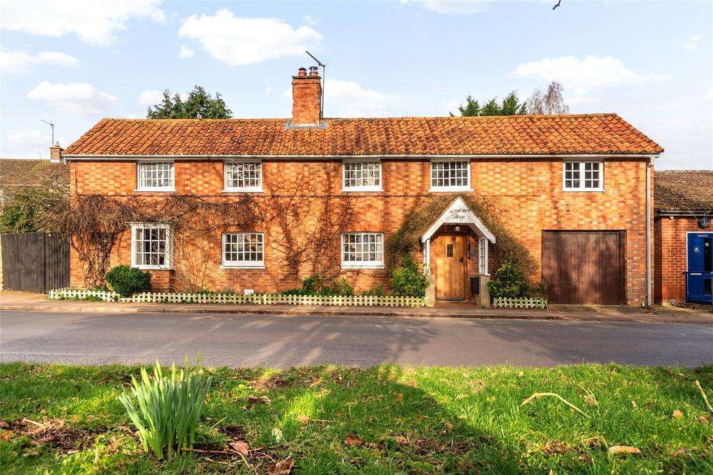 High Street, Riseley, Bedfordshire, MK44 4 bed detached house for sale ...