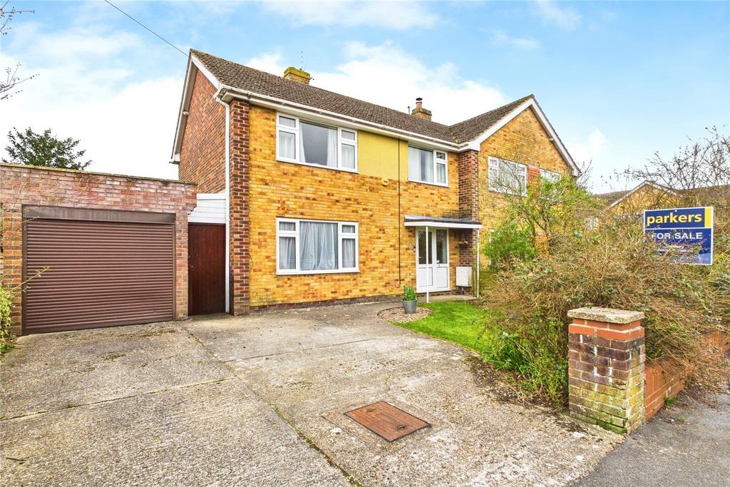 Rupert Road, Newbury, Berkshire, RG14 3 bed semi-detached house for ...