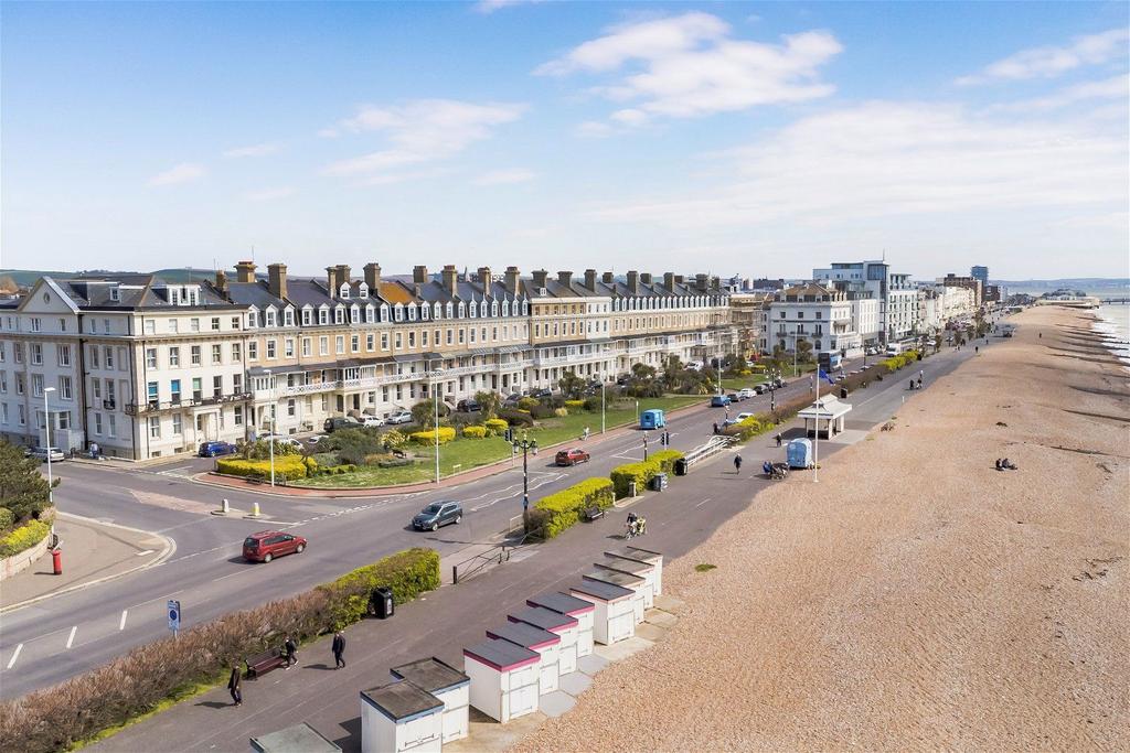 Jason Court, Heene Terrace, Worthing... 1 bed flat - £252,500