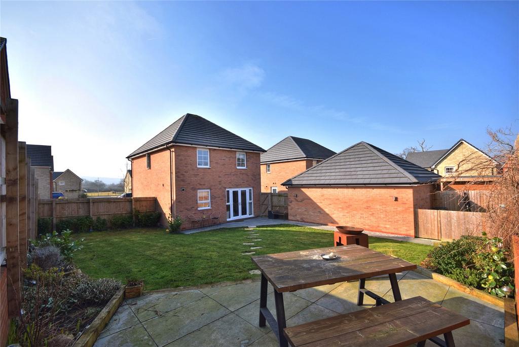 Hawthorn Road, Barrow, Clitheroe... 4 bed detached house for sale - £ ...