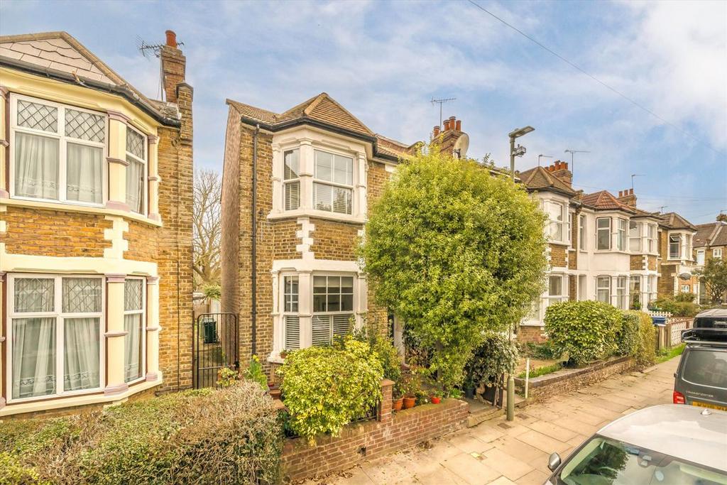 Long Lane, London N2 2 bed flat for sale - £500,000