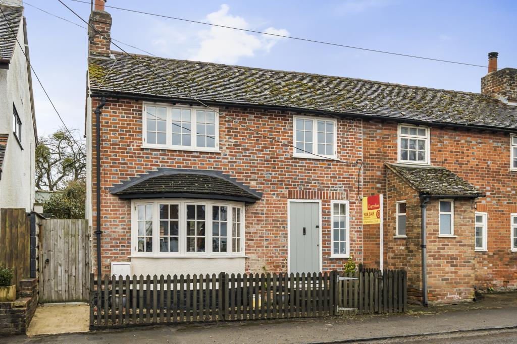 Blewbury, Oxfordshire, OX11 2 bed cottage for sale - £325,000