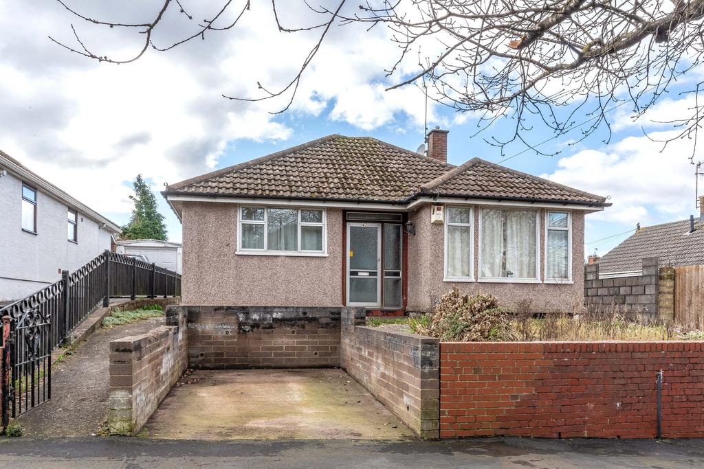 Shirehampton, Bristol BS11 2 bed bungalow for sale - £220,000