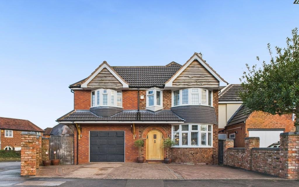 Ashurst Road, Sutton Coldfield B76 4 bed detached house for sale - £500,000