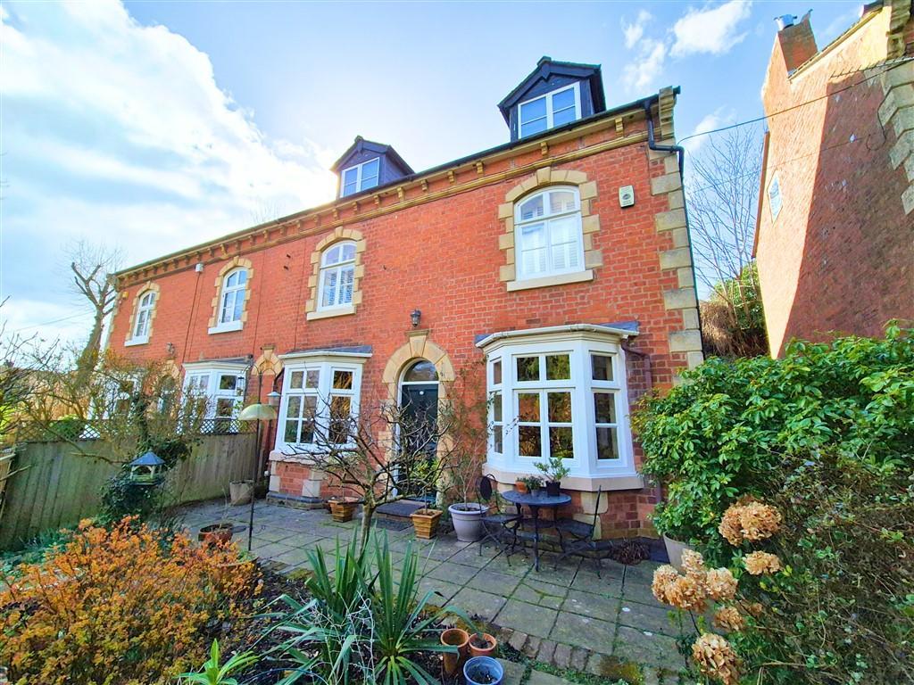 Ryelands Road, Leominster... 5 bed semi-detached house for sale - £399,950
