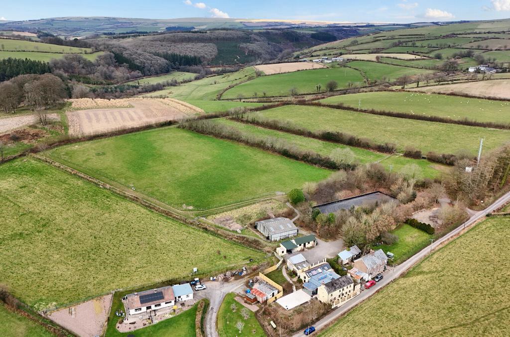 North Molton, South Molton, Devon, EX36 5 bed equestrian property for ...