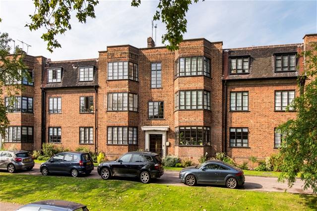 Belsize Court, Wedderburn Road... 2 bed flat for sale - £840,000