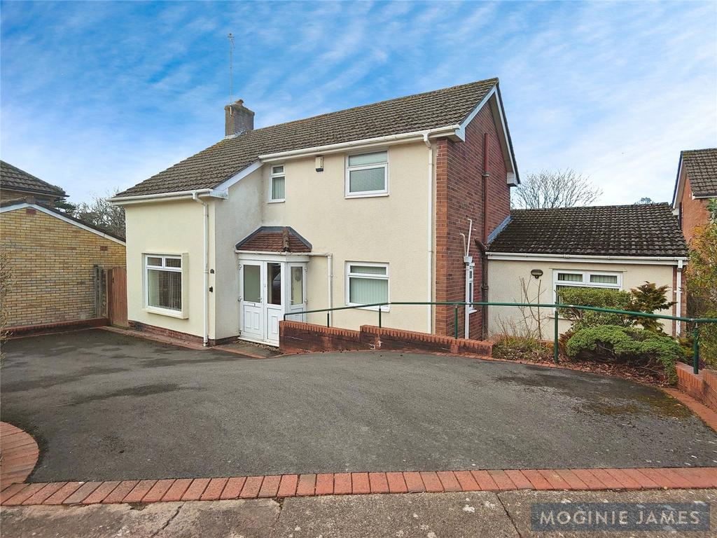 Lakeside Drive, Cardiff 4 bed detached house for sale - £595,000