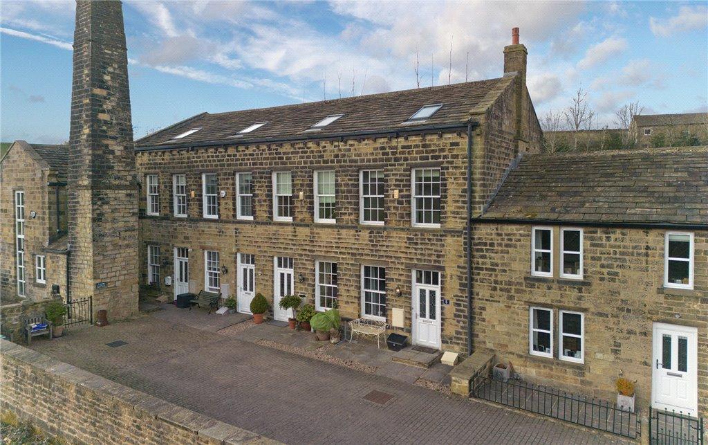 Dunkirk Mill, Hawksbridge Lane... 3 bed terraced house - £400,000