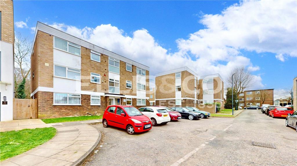 Rayners Close, Wembley, HA0 2 bed apartment for sale - £350,000