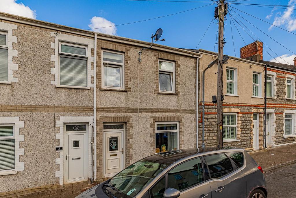 Charlotte Street, Penarth CF64 3 bed terraced house - £290,000