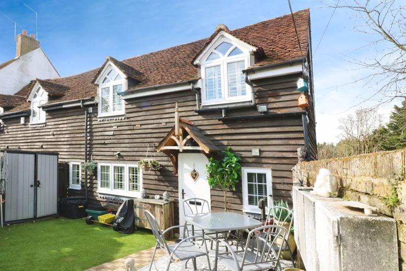 Albany Park, Colnbrook 2 bed end of terrace house for sale - £415,000