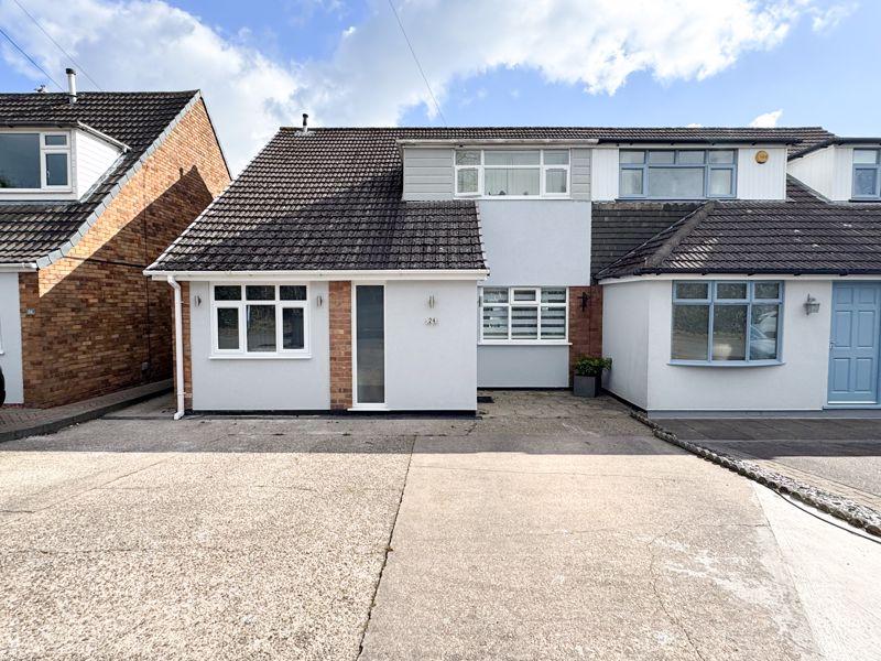 Elder Lane, Burntwood, WS7 9BT 3 bed semi-detached house - £300,000