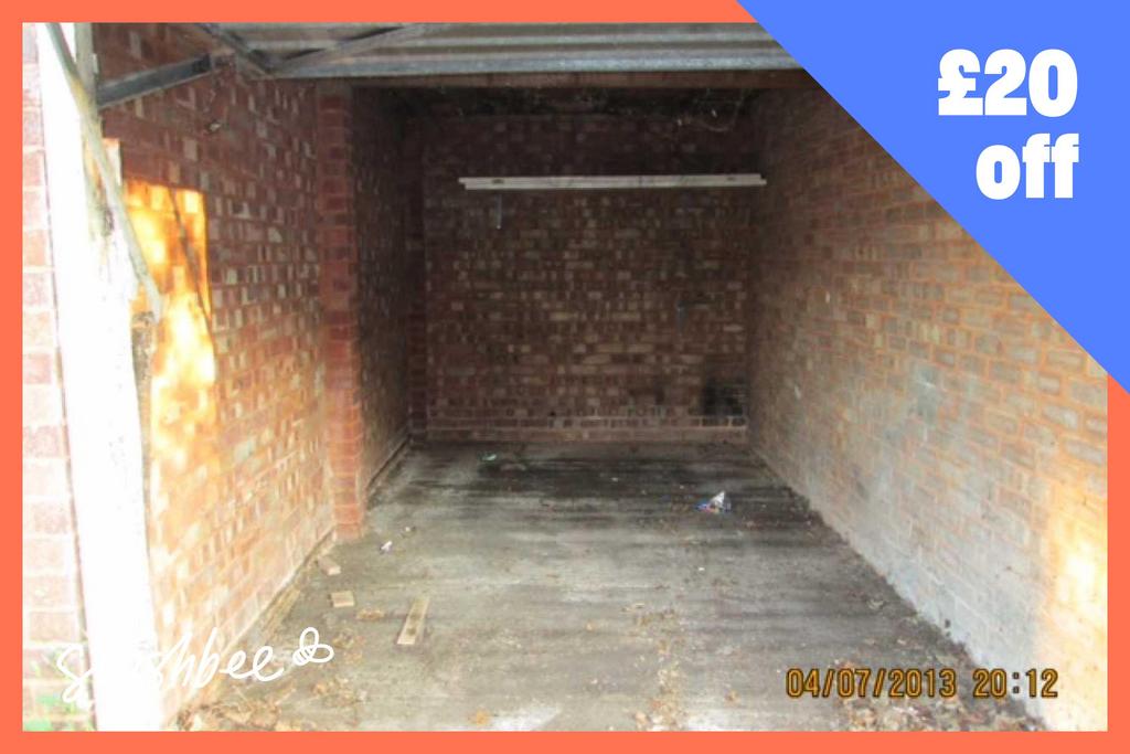 Bulstrode Road, Hounslow TW3 Garage to rent - £150 pcm (£35 pw)