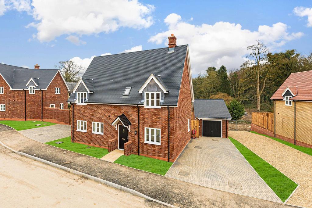 Glebe Farm, Church Street, Weldon NN17 4 bed detached house for sale ...