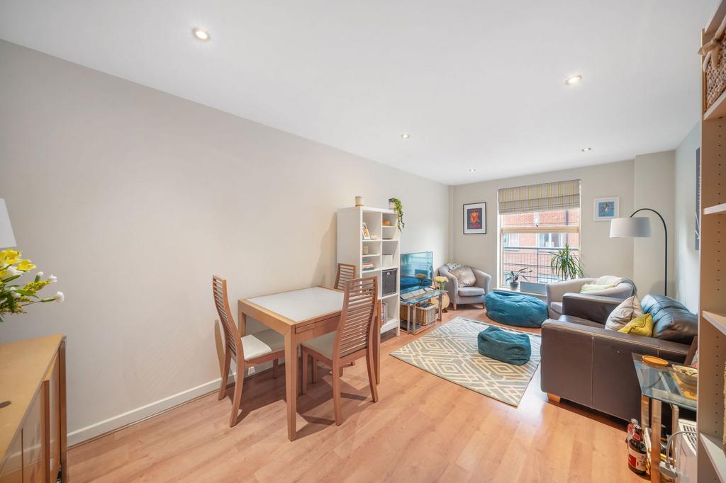 Chapter Street, London SW1P 1 bed apartment - £2,320 pcm (£535 pw)
