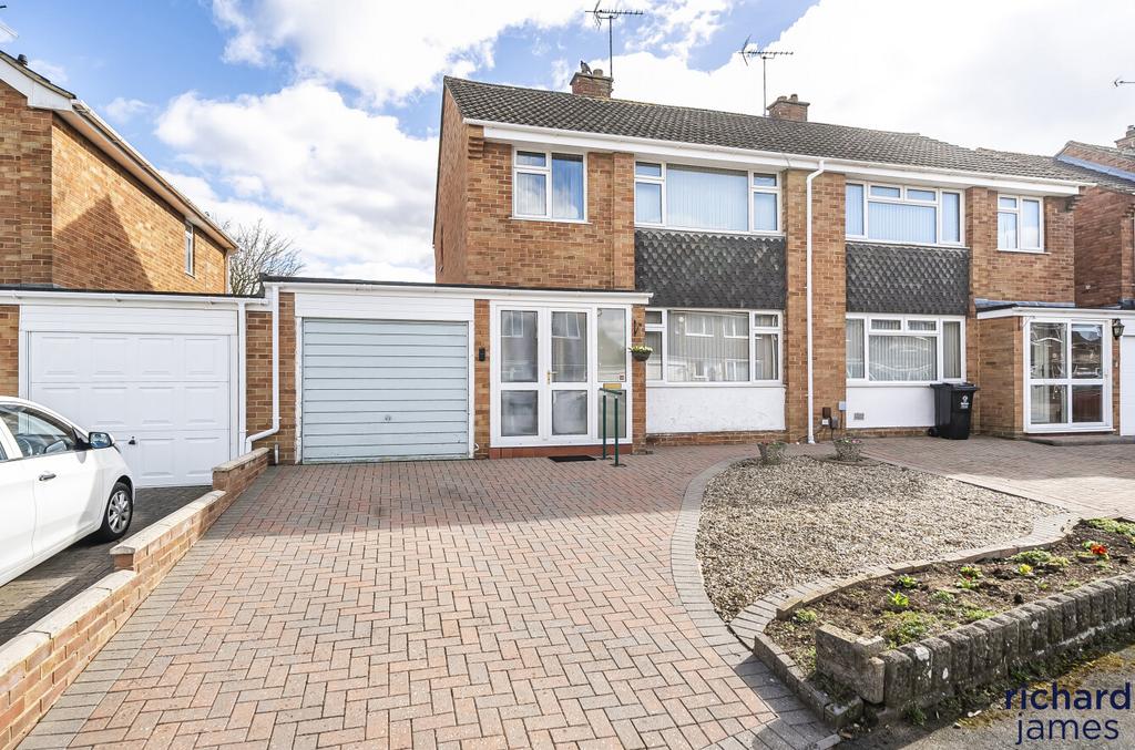 Cairndow Way, Upper Stratton... 3 bed semi-detached house for sale - £ ...