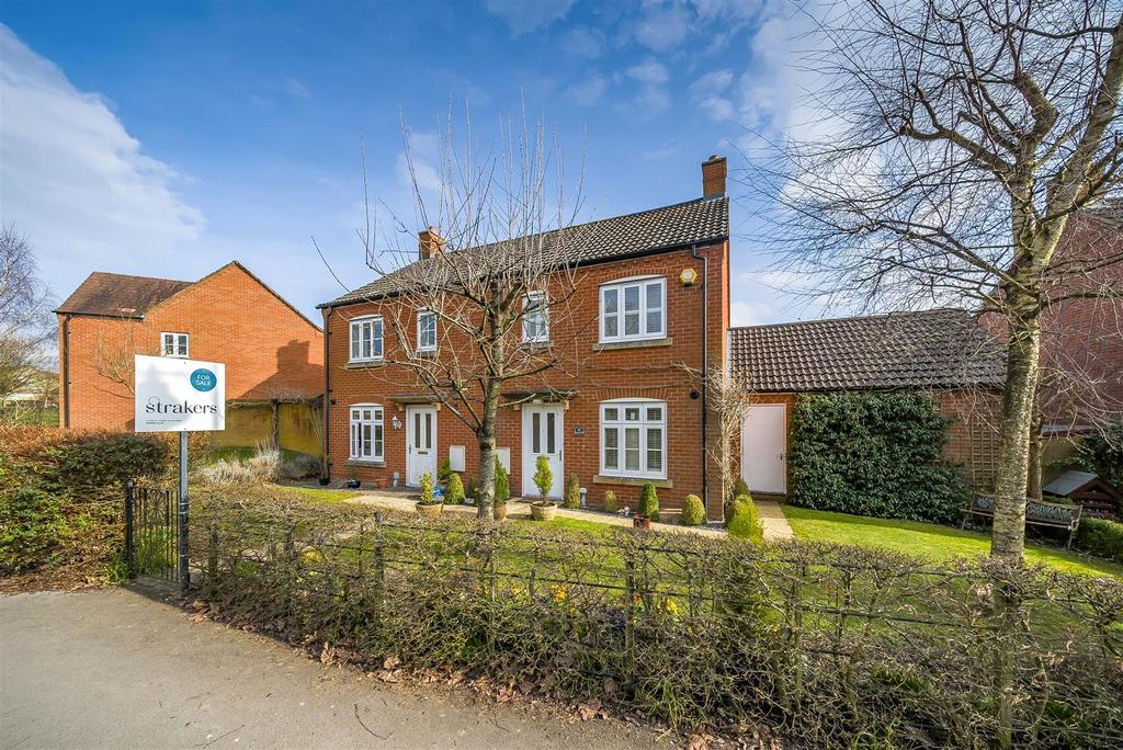 Quakers Road, Devizes 3 bed semi-detached house for sale - £325,000
