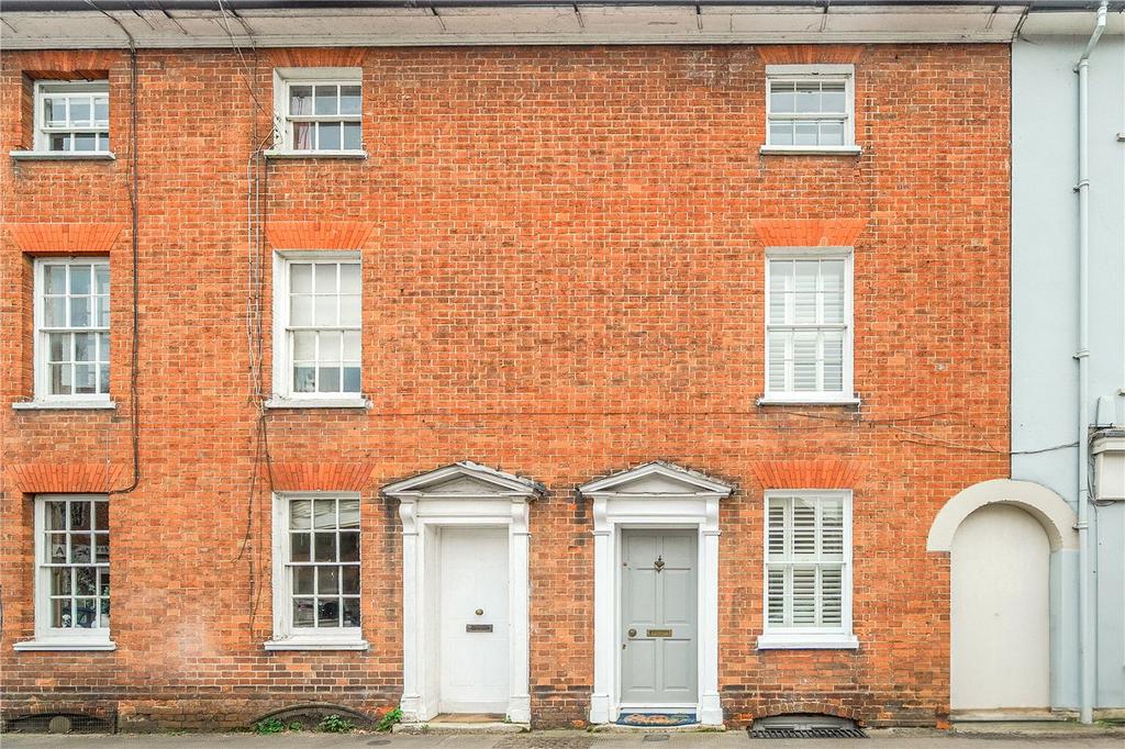 West Street, Farnham, Surrey, GU9 3 bed townhouse for sale - £695,000